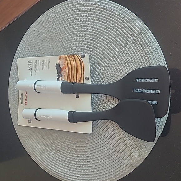 KitchenAid | Kitchen | Kitchenaid Turner Set | Poshmark